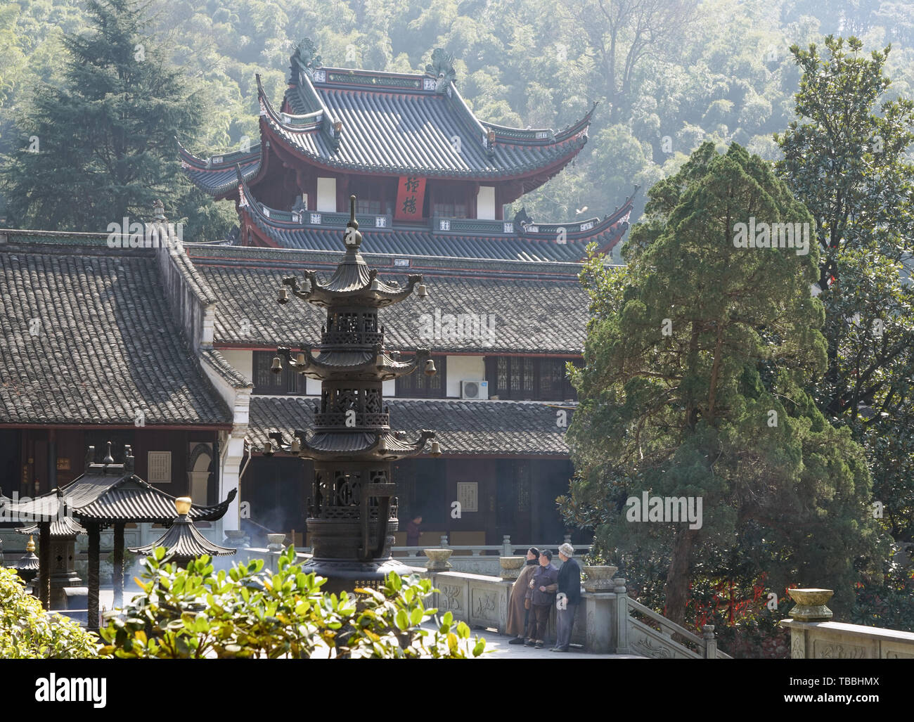 Tiantong temple hi-res stock photography and images - Alamy