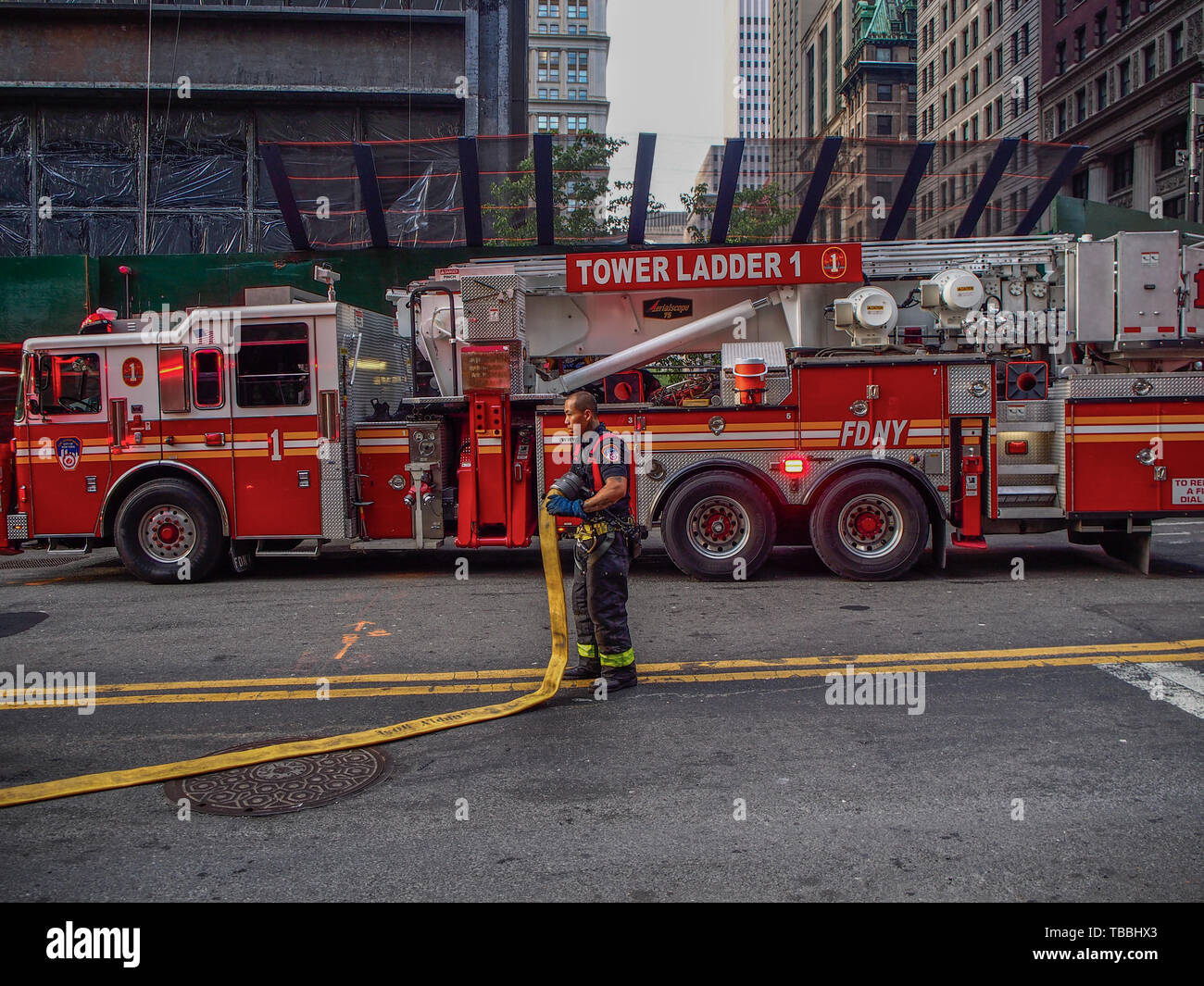 American fdny firemen hi-res stock photography and images - Alamy