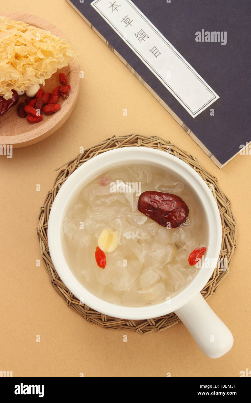 Silver ear soup hi-res stock photography and images - Alamy