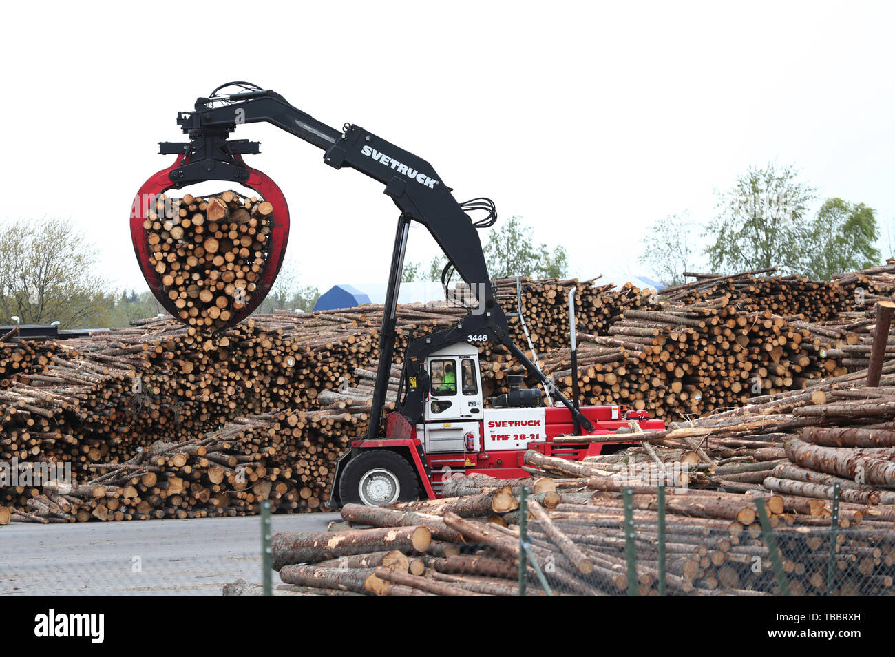 Timber at Braviken's paper mill is a newspaper and special paper mill ...