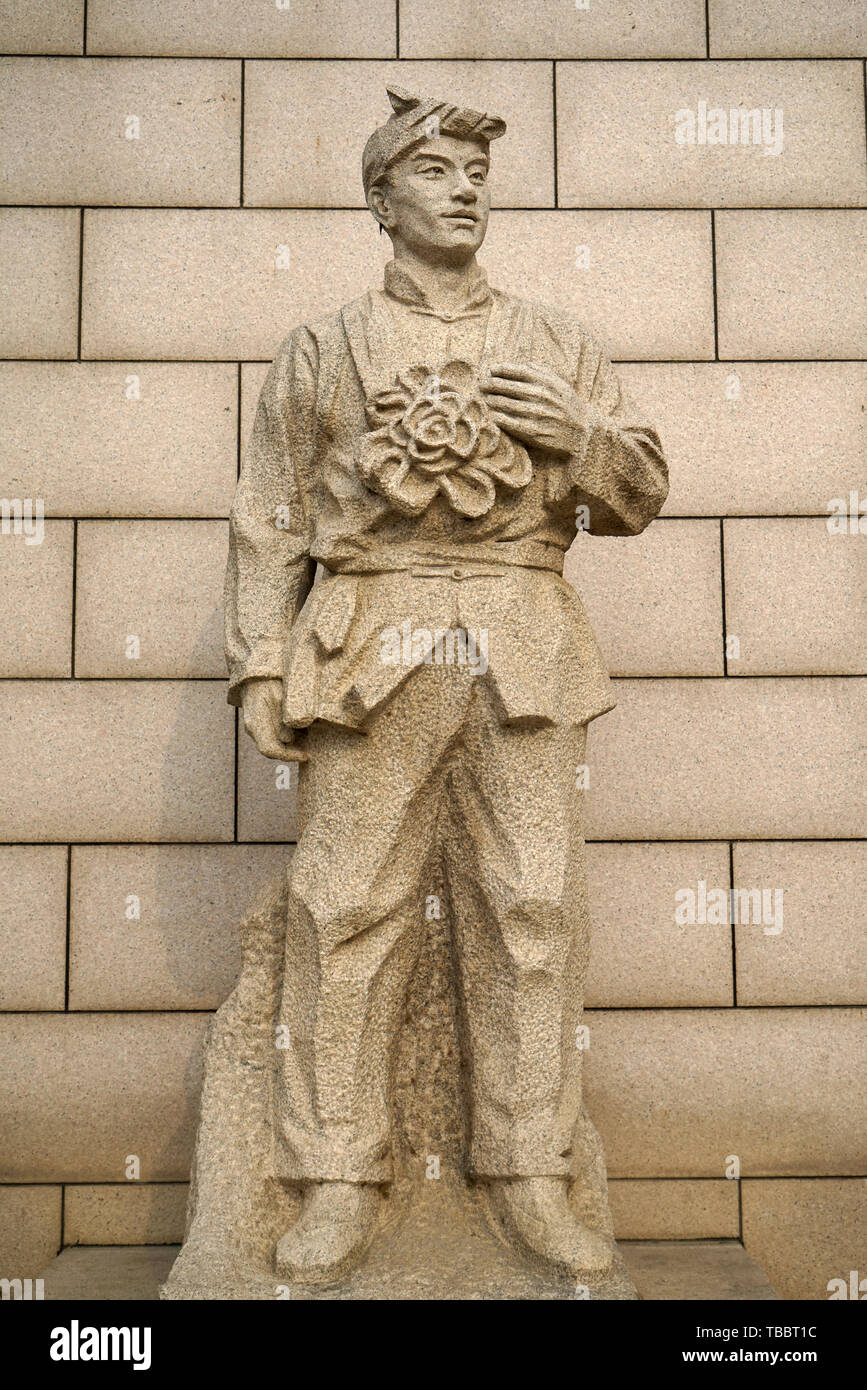 Humanistic statue of Yan'an Stock Photo - Alamy