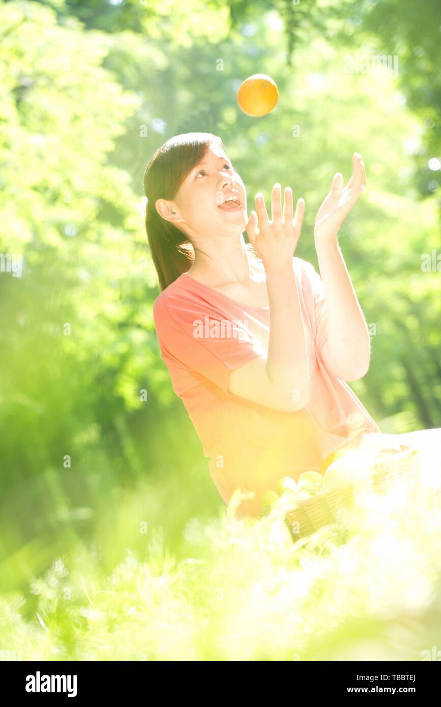 In mid throw hi-res stock photography and images - Alamy