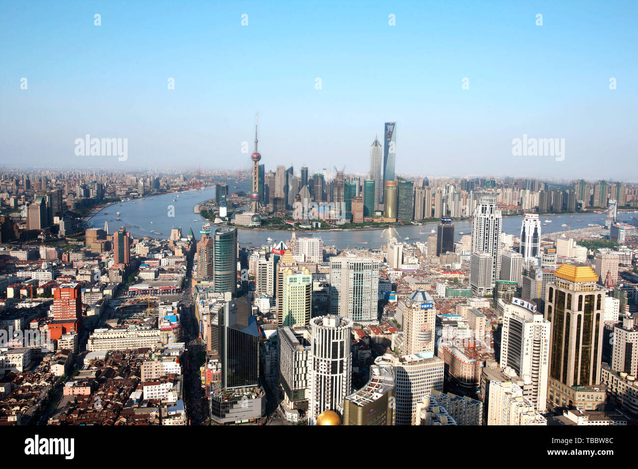 Architectural beauty on both sides of the Pujiang River in Shanghai ...