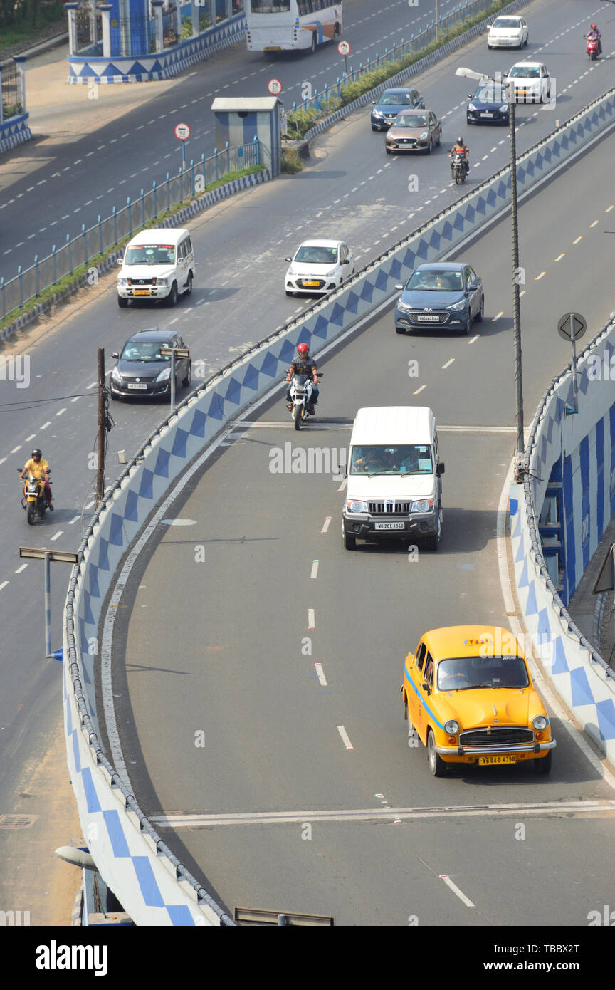 Flyover ramp hi-res stock photography and images - Alamy