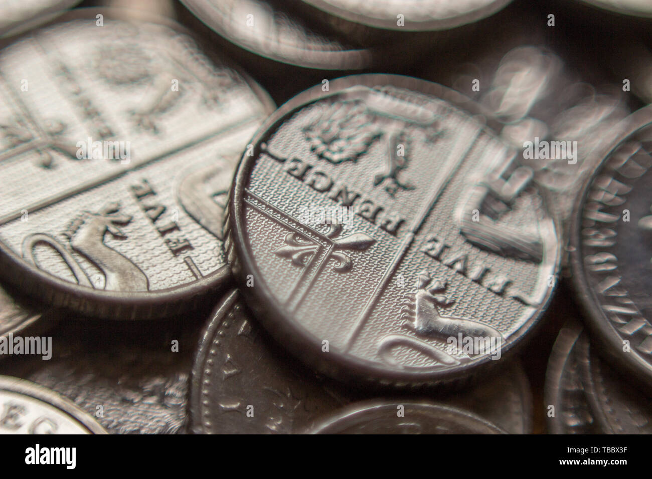 British currency cash pile hi-res stock photography and images - Alamy