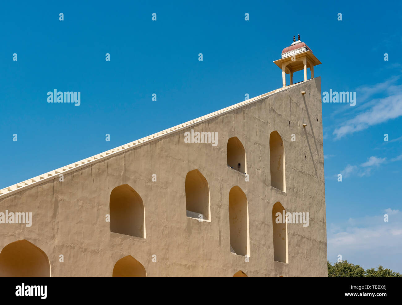 Giant Sundial (Samrat Yantra) at Jantar Mantar Observatory, Jaipur ...