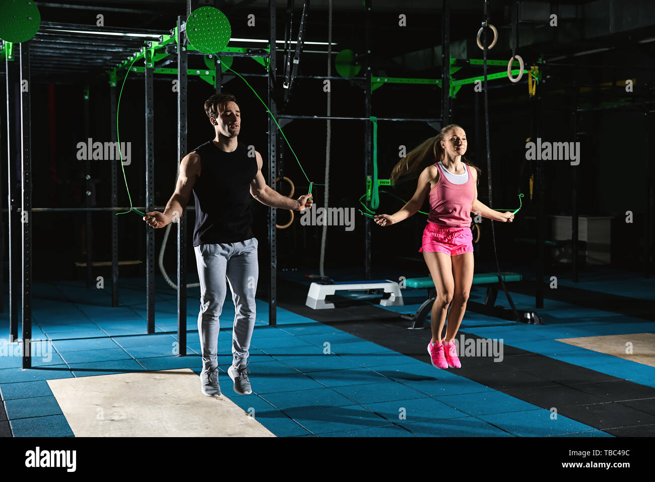 Couple jumping rope hi-res stock photography and images - Alamy