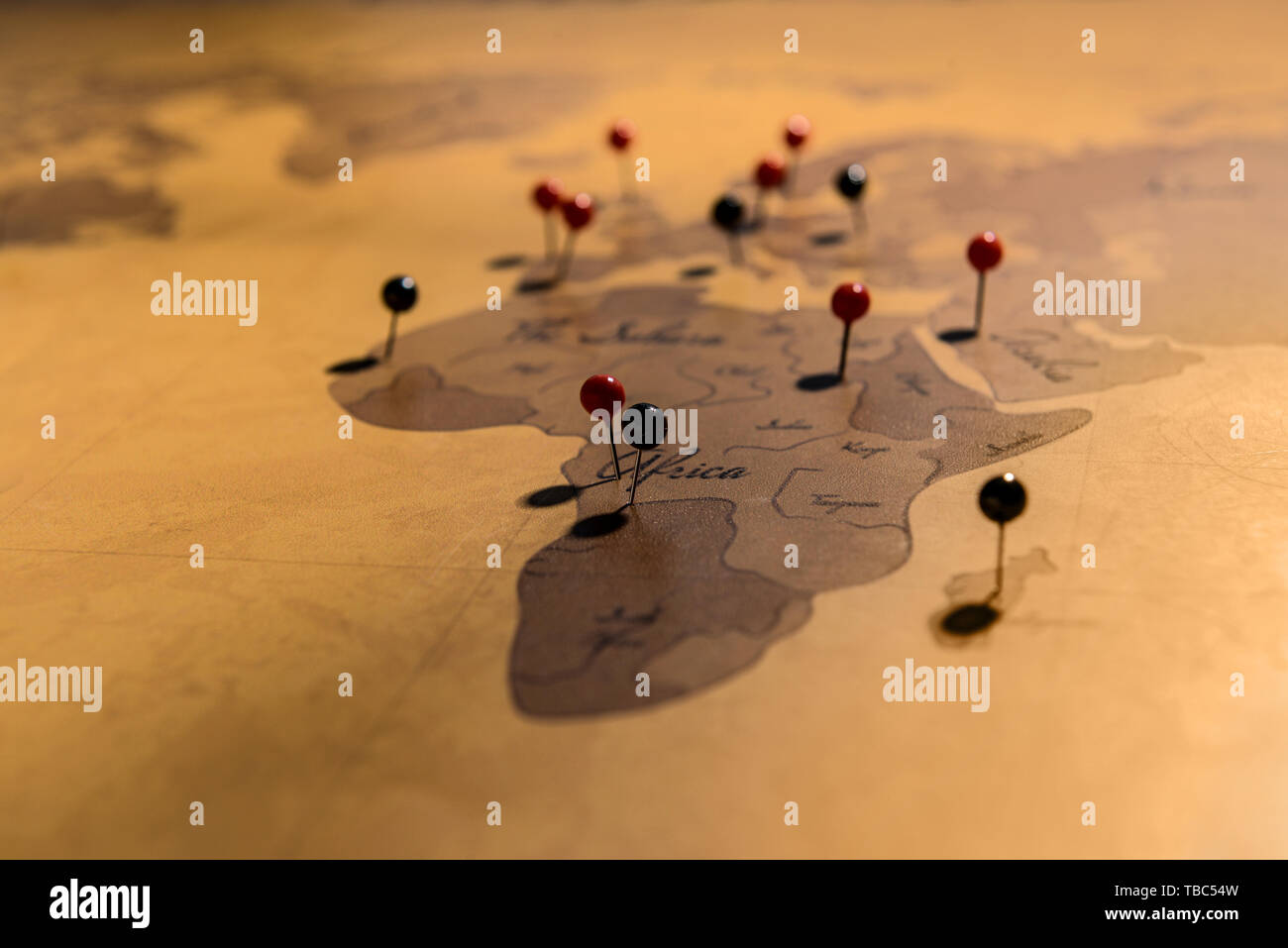 Map pins map vintage hi-res stock photography and images - Alamy