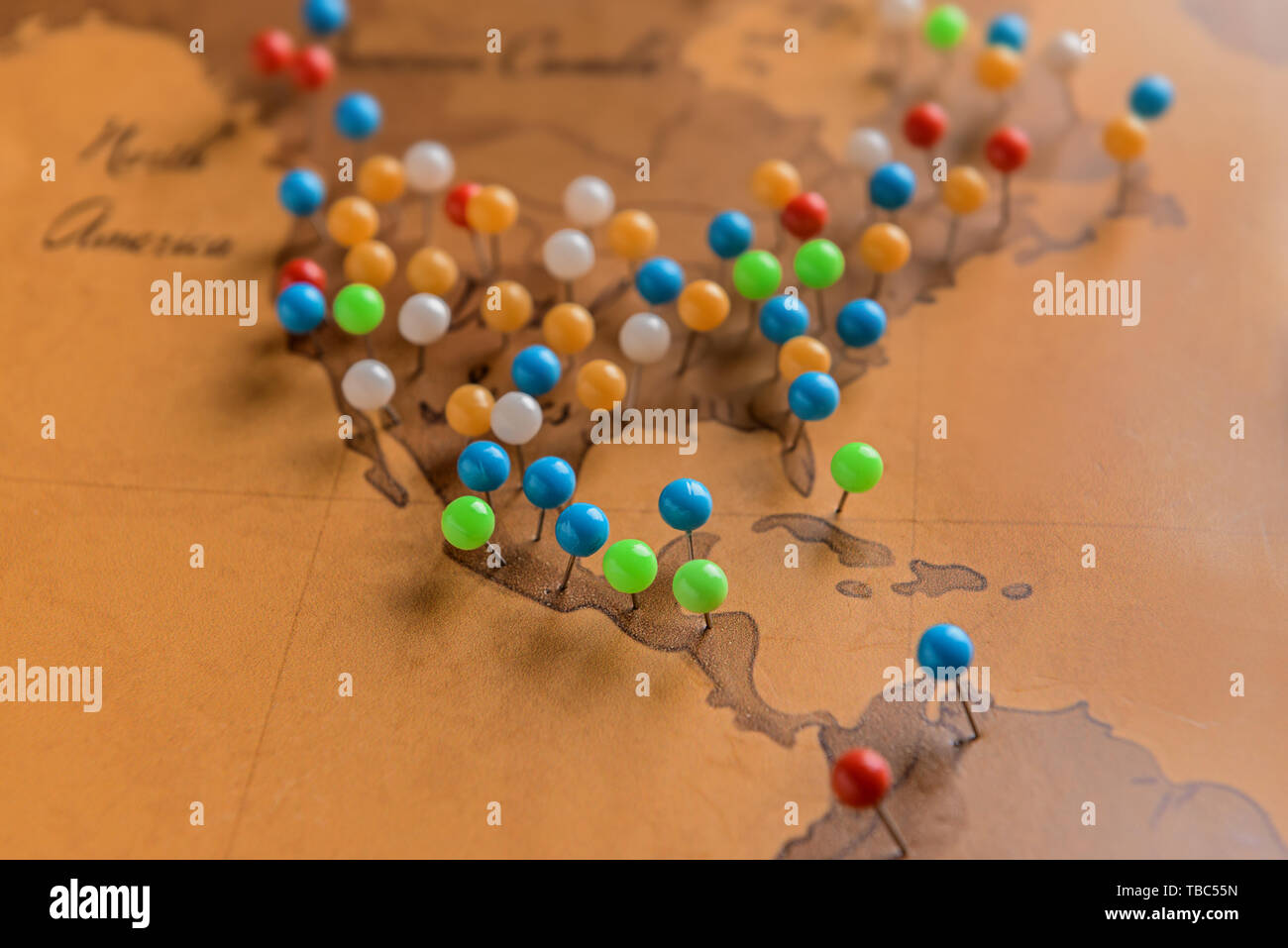 Map pins map vintage hi-res stock photography and images - Alamy