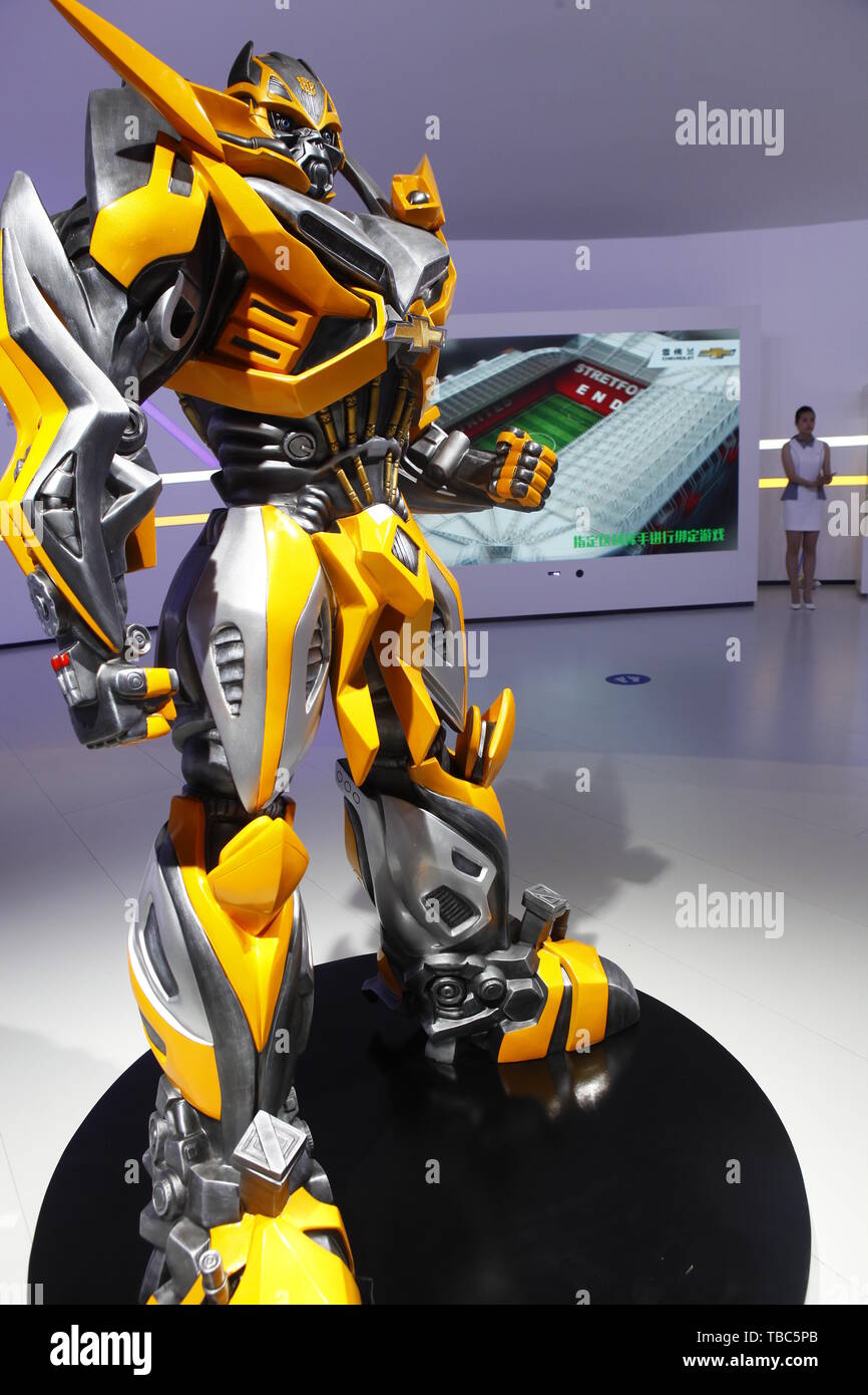 Bumblebee transformers car hi-res stock photography and images - Alamy