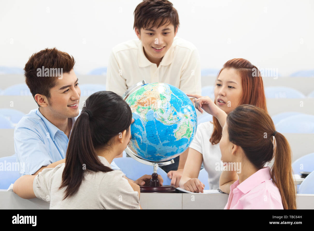 Classroom Learning for College Students Stock Photo - Alamy