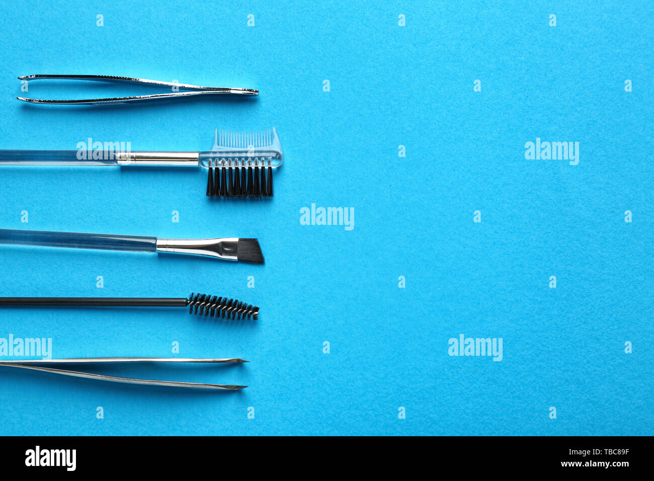 Set tools eyebrows correction hi-res stock photography and images - Alamy