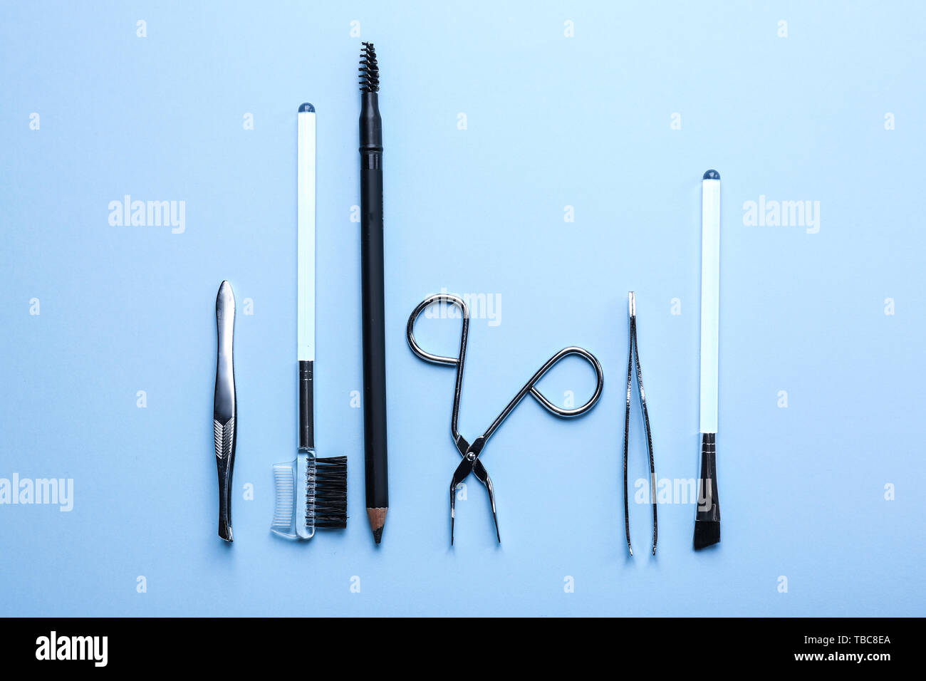 Set tools eyebrows correction hi-res stock photography and images - Alamy
