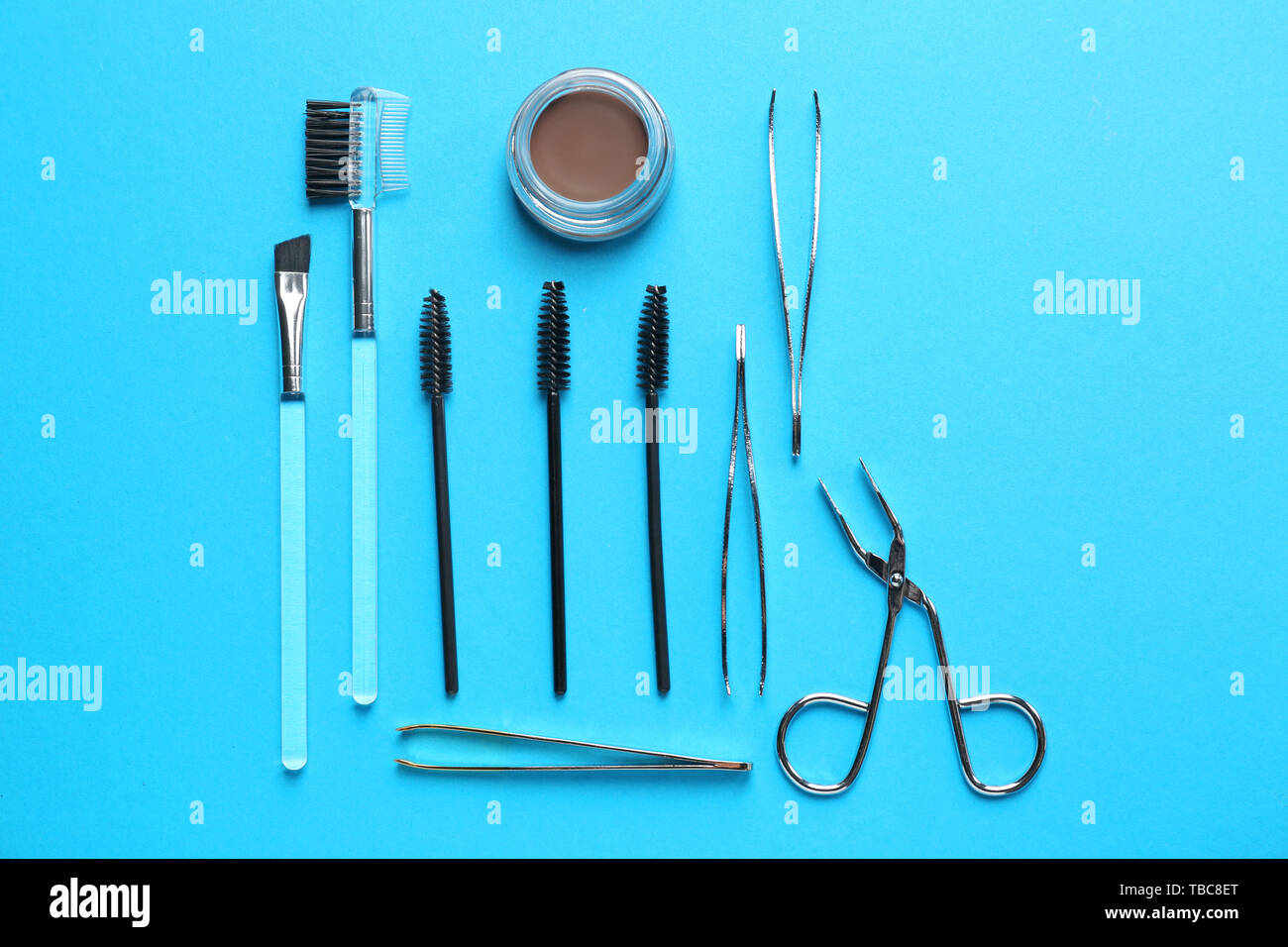 Set tools eyebrows correction hi-res stock photography and images - Alamy