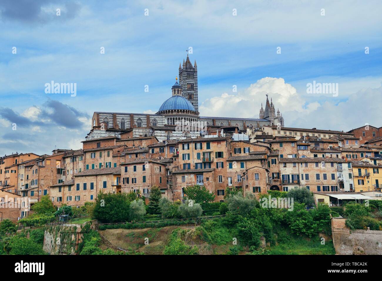 Medieval town with Siena Cathedral and skyline view in Italy Stock ...