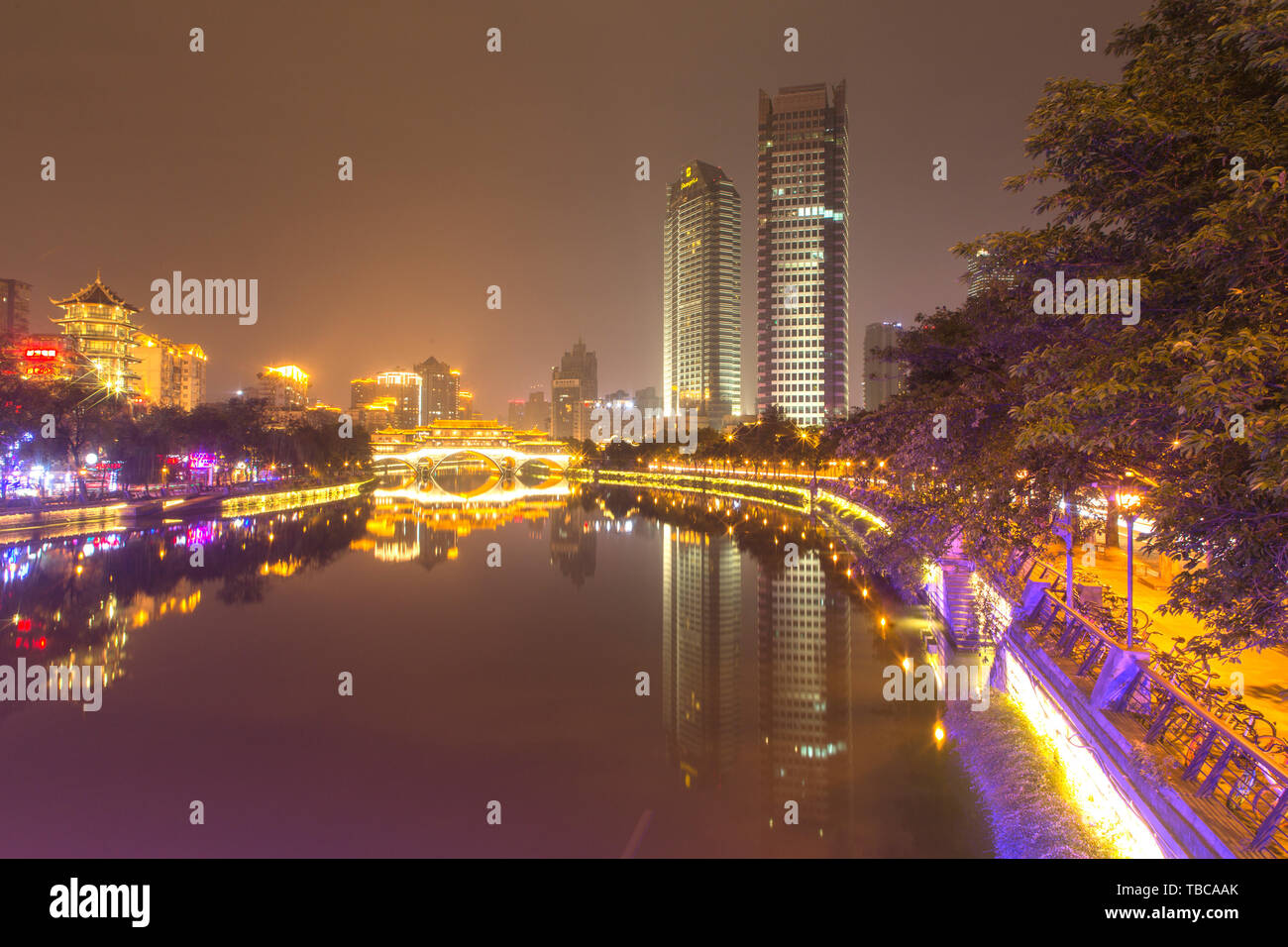 Night View of Nine Eye Bridge in Chengdu Stock Photo - Alamy