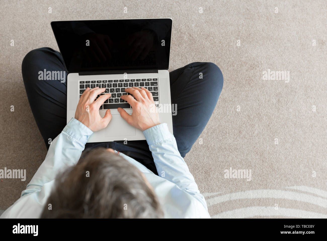 man using computer Stock Photo - Alamy