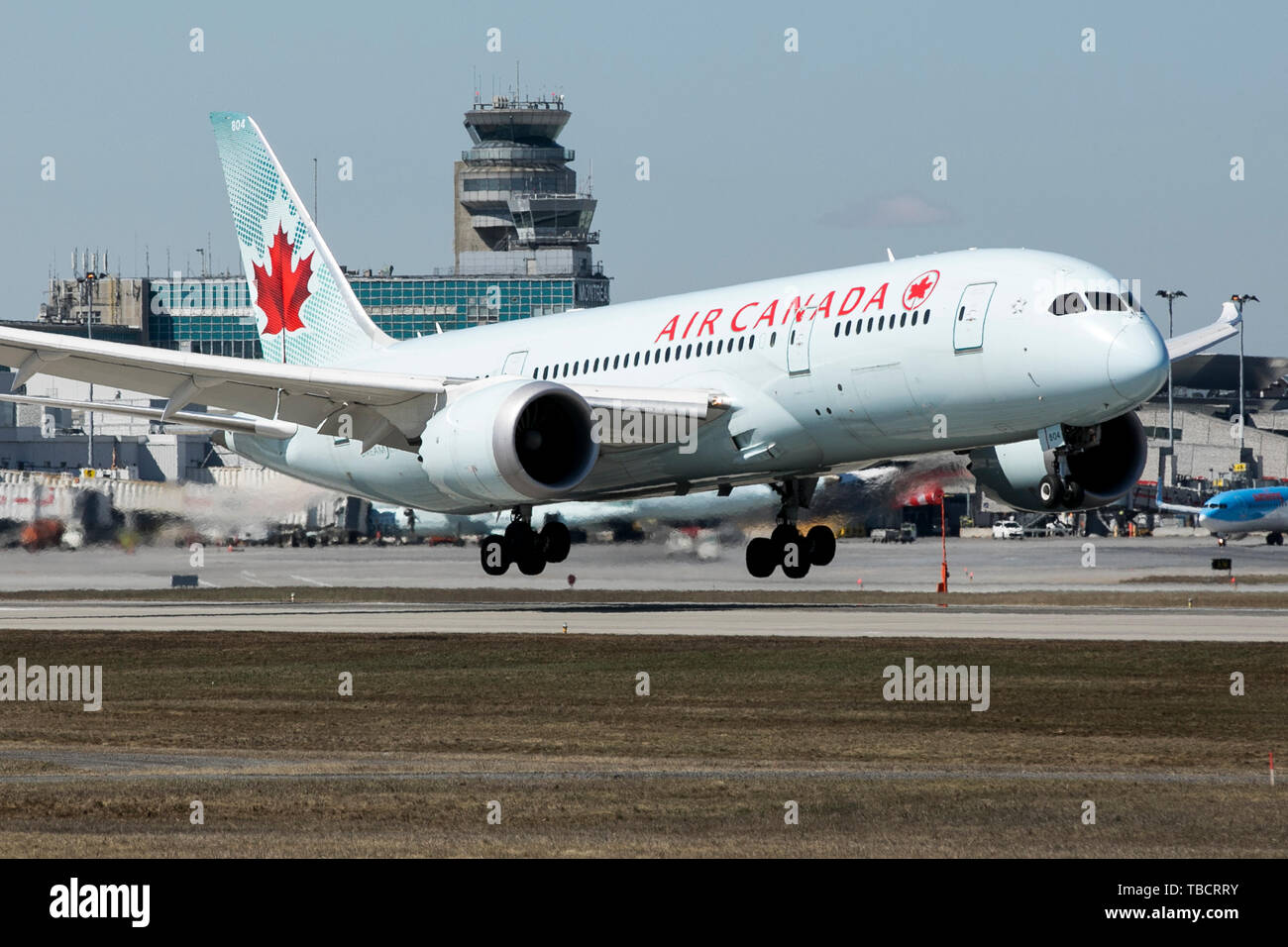 Air canada 787 dreamliner hi-res stock photography and images - Alamy