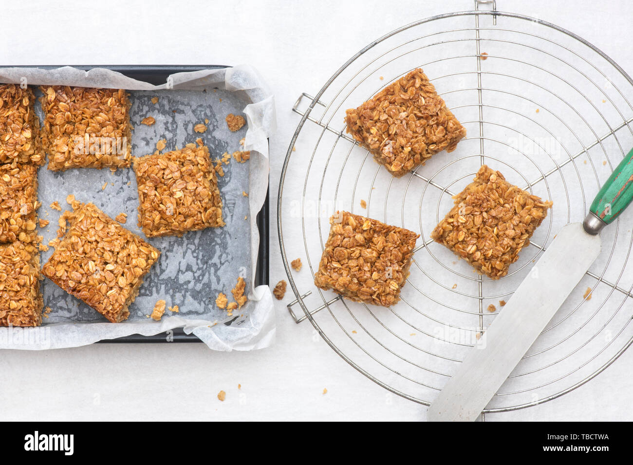 Flapjacks oats hi-res stock photography and images - Alamy