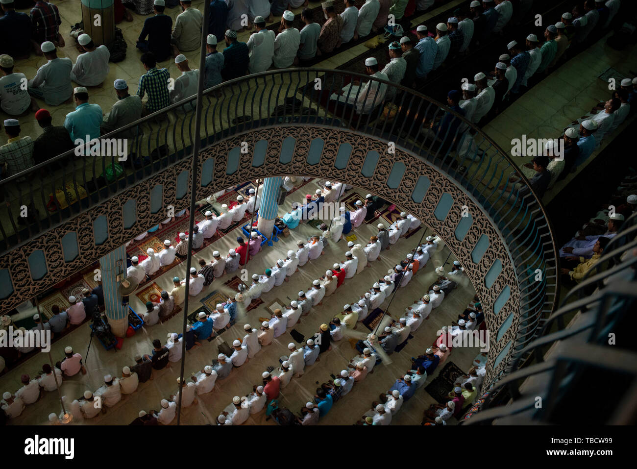 Jummah hi-res stock photography and images - Alamy