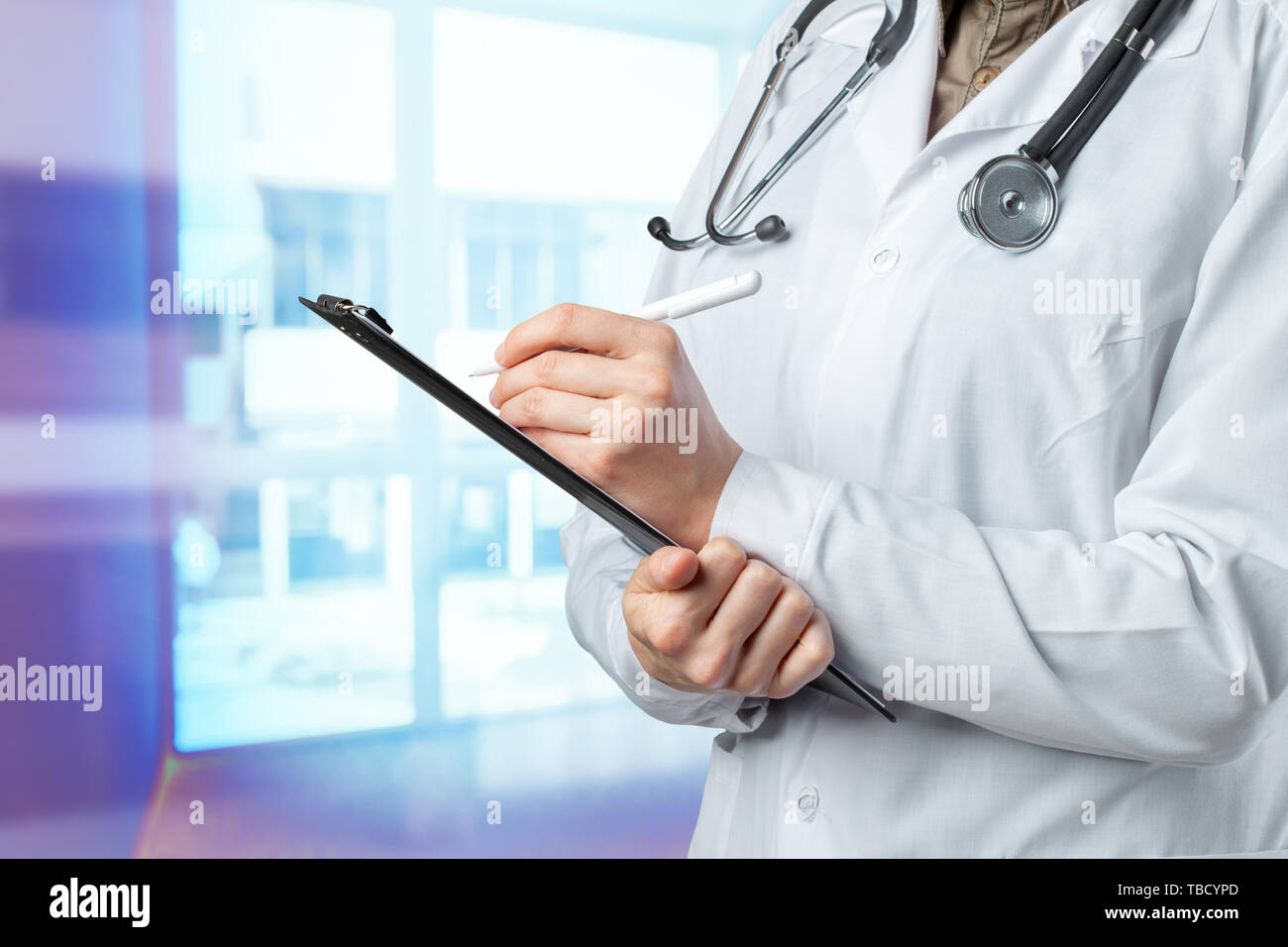 Hands of medical doctor Stock Photo - Alamy
