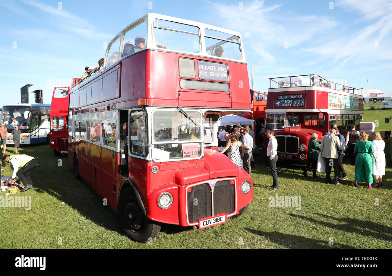 Open top buses hi-res stock photography and images - Alamy