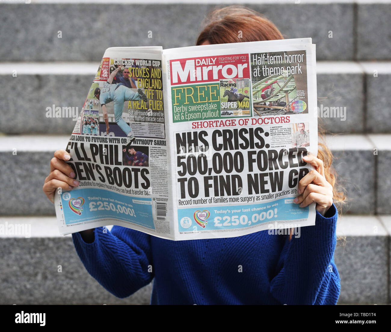 The Daily Mirror Masthead Stock Photo - Alamy The Daily Mirror Masthead Stock Photo - Alamy