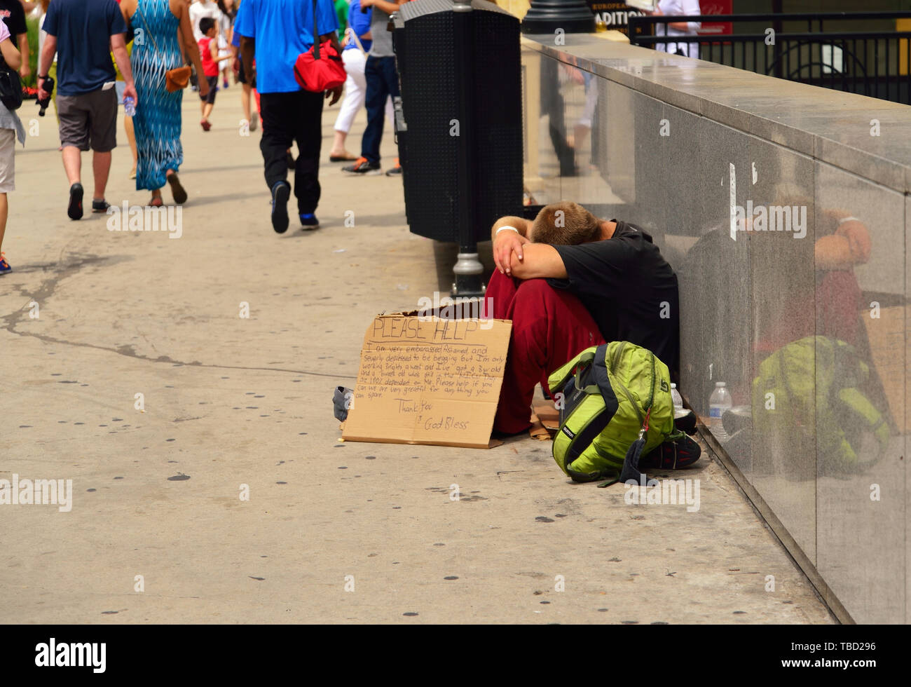 Homeless football competition hi-res stock photography and images - Alamy