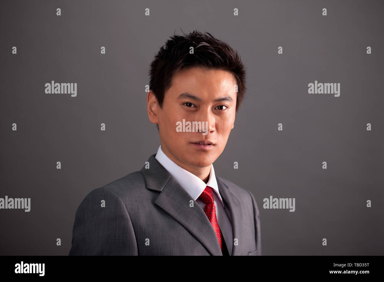 Business people's self-confidence in the workplace Stock Photo - Alamy