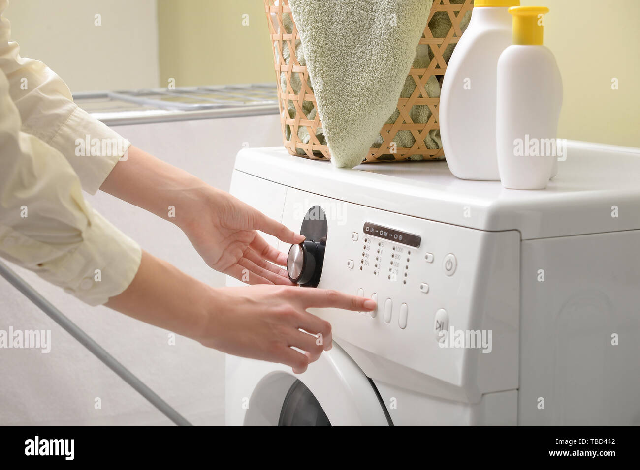 Machine switching hi-res stock photography and images - Alamy