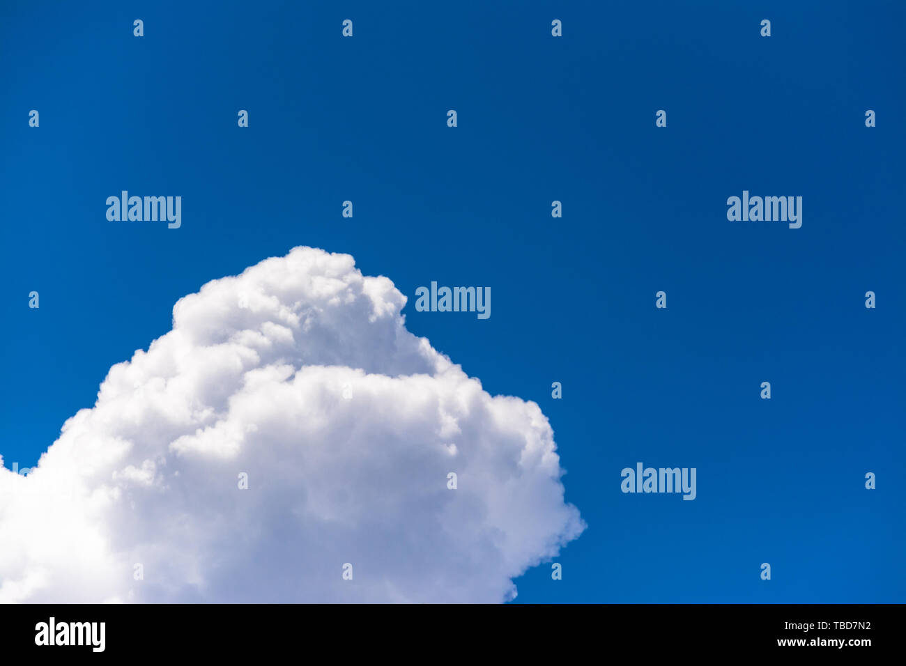 Fuffy clouds hi-res stock photography and images - Alamy