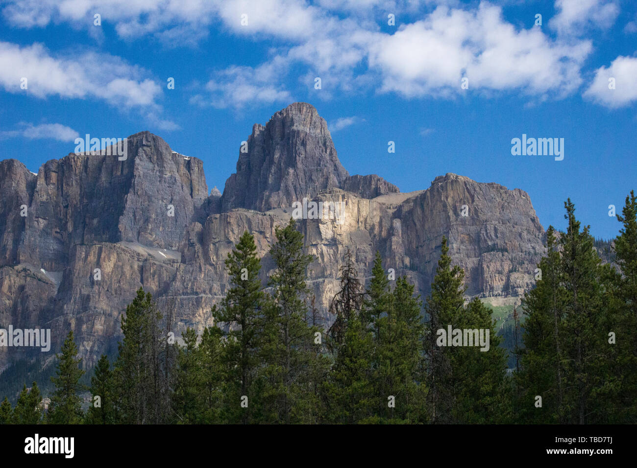 Very dramatic rock formation hi-res stock photography and images - Alamy