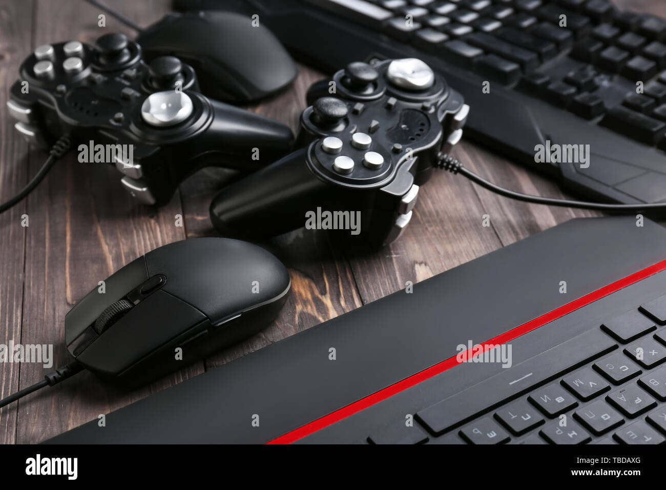 Online gaming accessories hi-res stock photography and images - Alamy