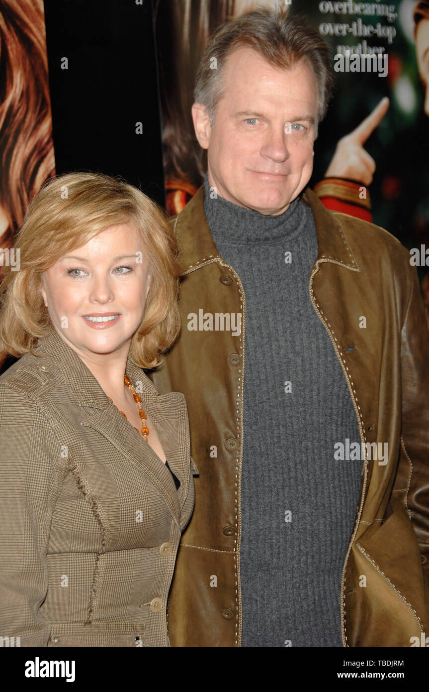 LOS ANGELES, CA. January 30, 2007: STEPHEN COLLINS & wife FAYE GRANT at ...