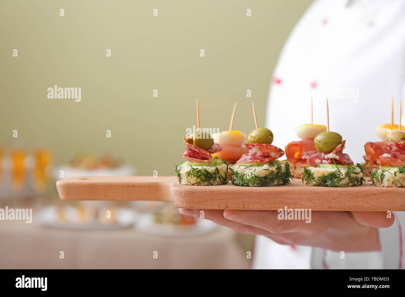 Chef preparing canapes hi-res stock photography and images - Alamy