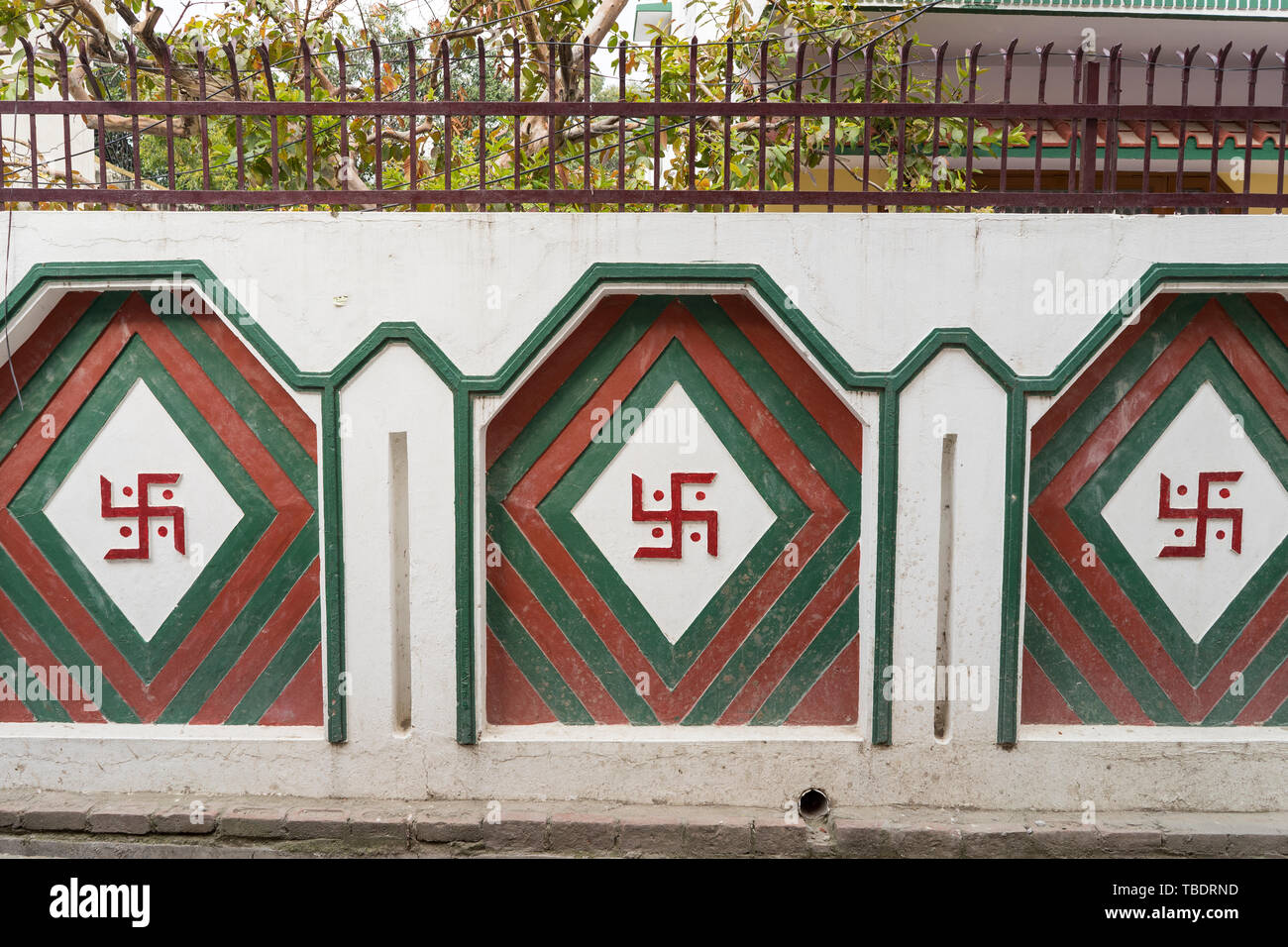 Swastika india hi-res stock photography and images - Alamy