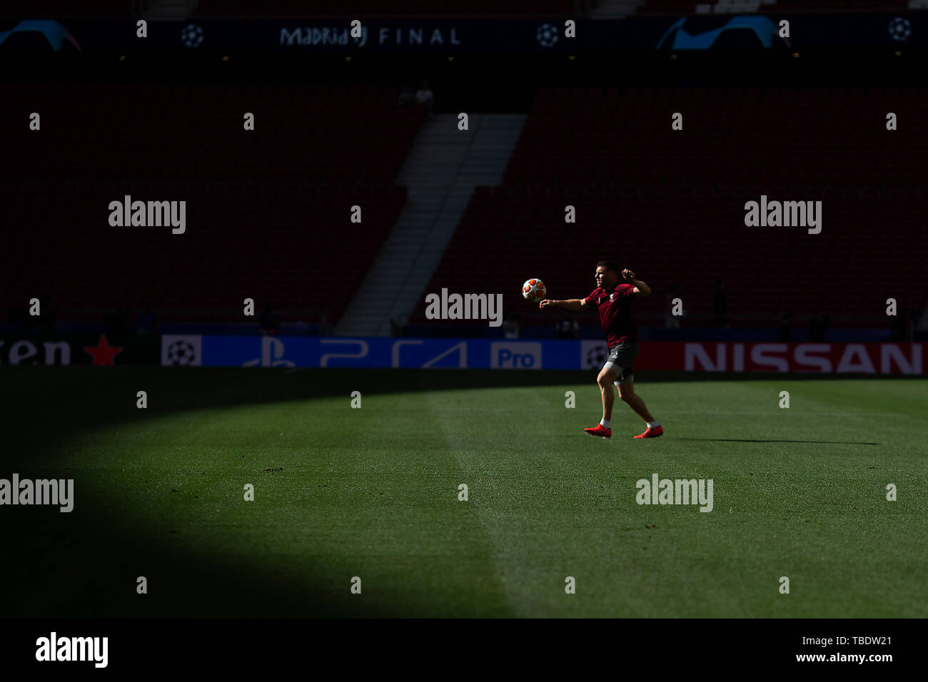 James milner training hi-res stock photography and images - Alamy