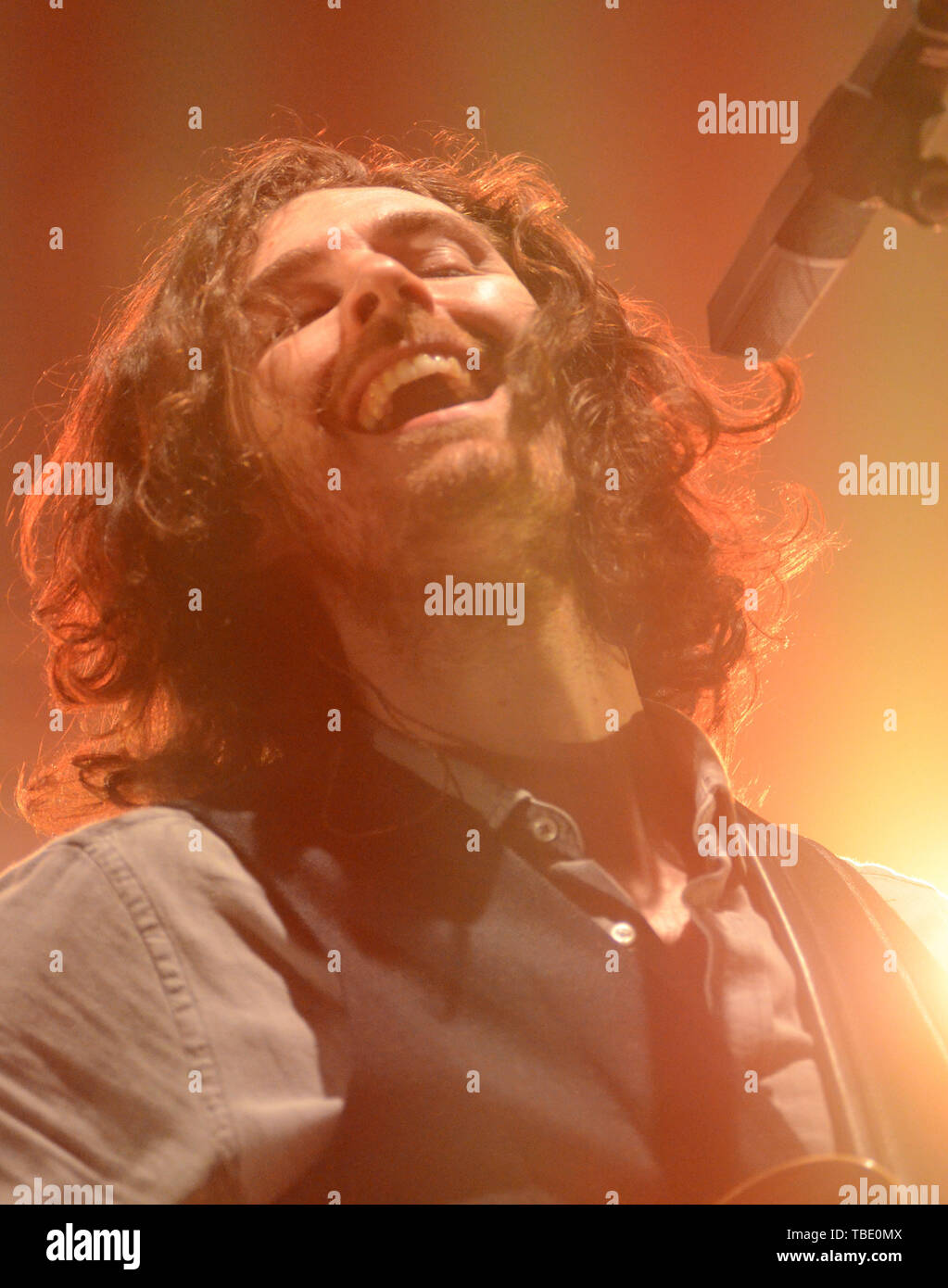 Pop hozier hi-res stock photography and images - Alamy