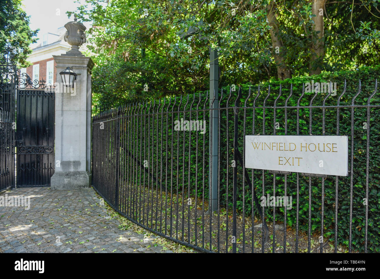 Winfield house london hi-res stock photography and images - Alamy