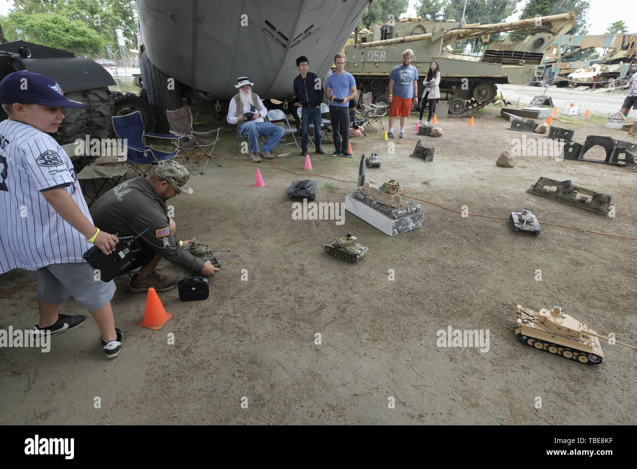 Los Angeles, California, USA. 1st June, 2019. Tank enthusiasts take ...