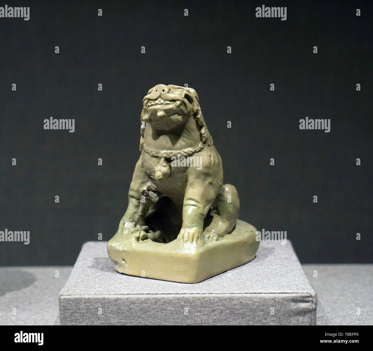 Ming dynasty symbols hi-res stock photography and images - Alamy