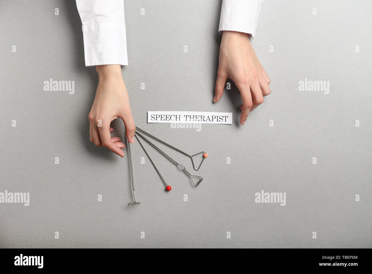 Hands with speech hi-res stock photography and images - Alamy