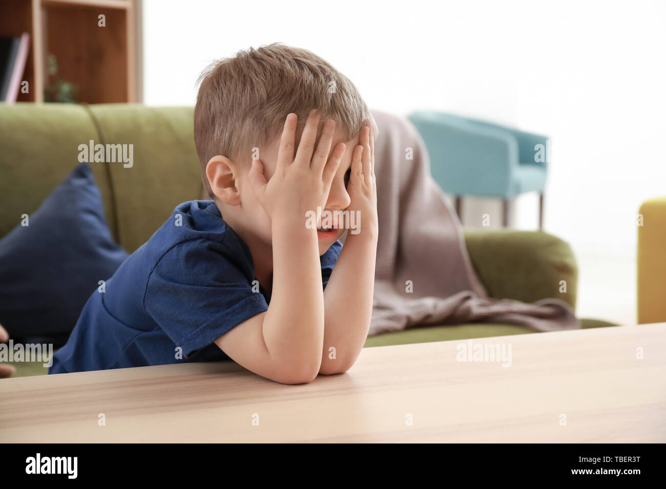 Crying boy preschool hi-res stock photography and images - Alamy