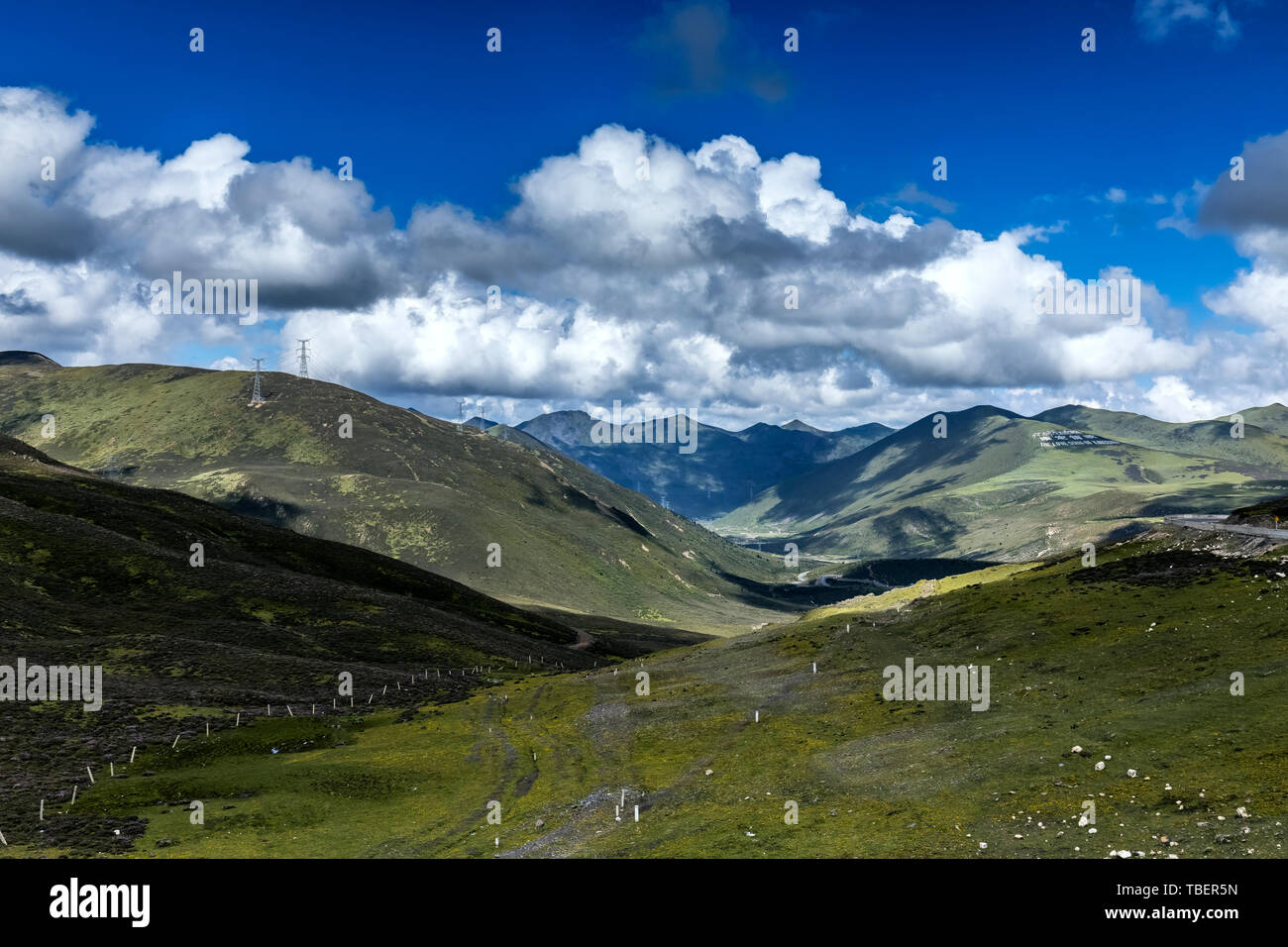 Folding multi-mountain scenery 1 (high altitude folding multi-mountain ...