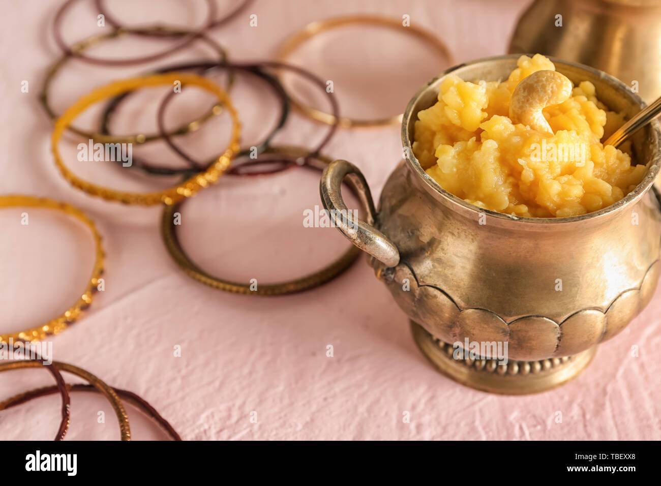 Pongal pot hi-res stock photography and images - Alamy