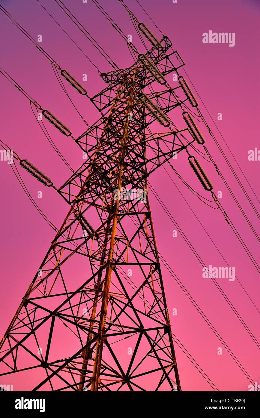 Towering steel power transmission hi-res stock photography and images ...