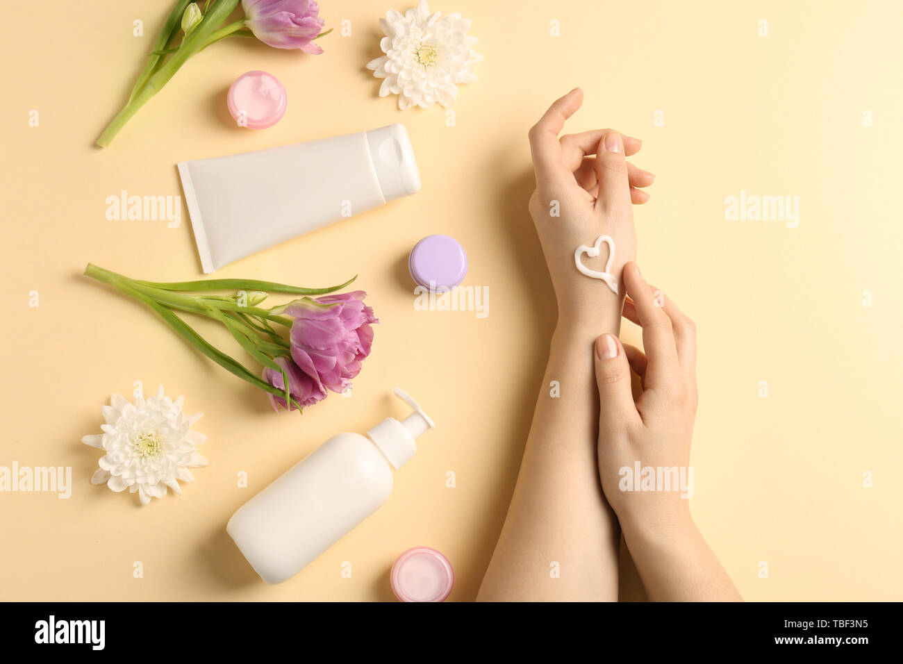 Female hands various cosmetic hi-res stock photography and images - Alamy