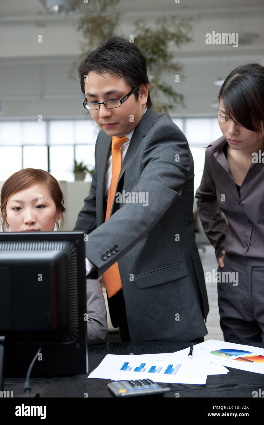 Chart interpretation hi-res stock photography and images - Alamy