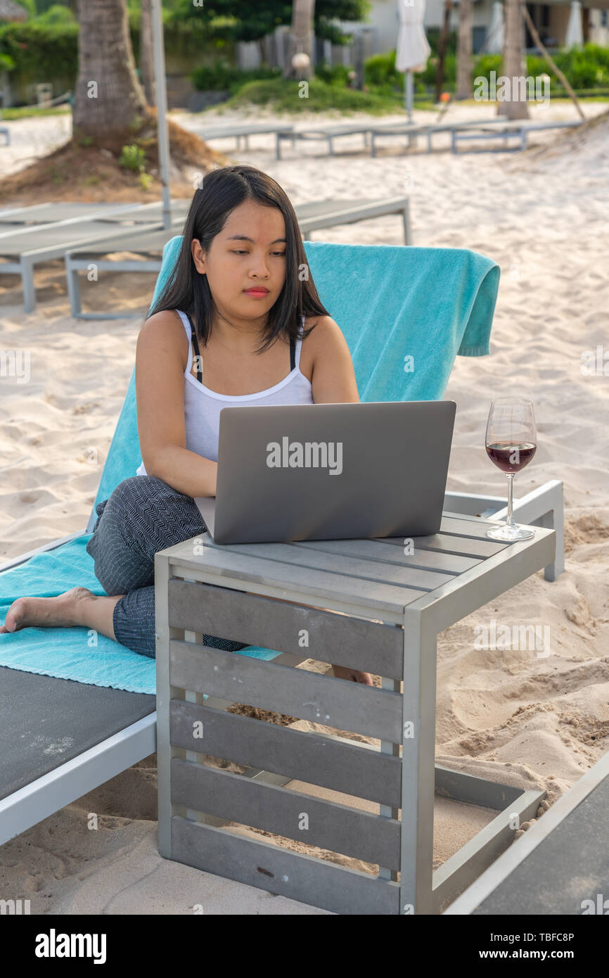 Female model on the beach hi-res stock photography and images - Alamy
