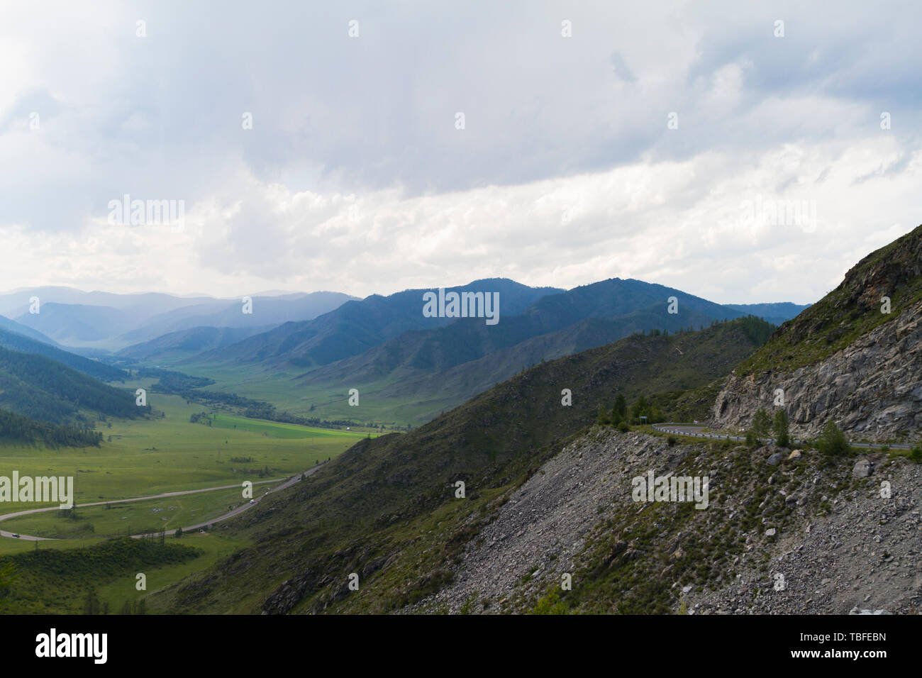 Altai Mountain Valley. Mountain car pass Stock Photo - Alamy